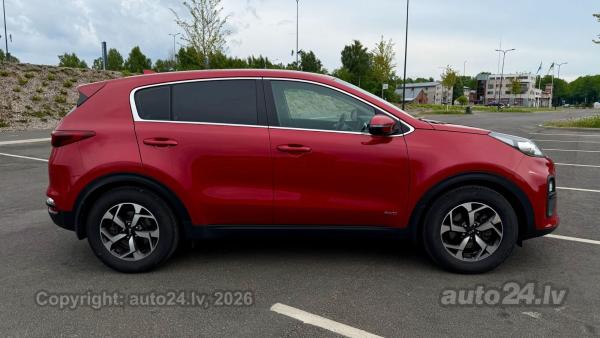 Red Kia Sportage 2020 in Tallinn, with an engine capacity of 1.60 L and mileage of 60 thousand km for 17999 €, photo 7 on AUTOMOTO.COM.LV