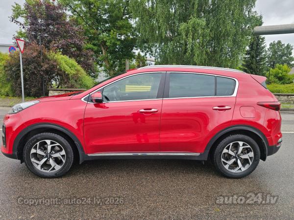 Red Kia Sportage 2020 in Paide, with an engine capacity of 1.60 L and mileage of 109 thousand km for 15000 €, photo 3 on AUTOMOTO.COM.LV