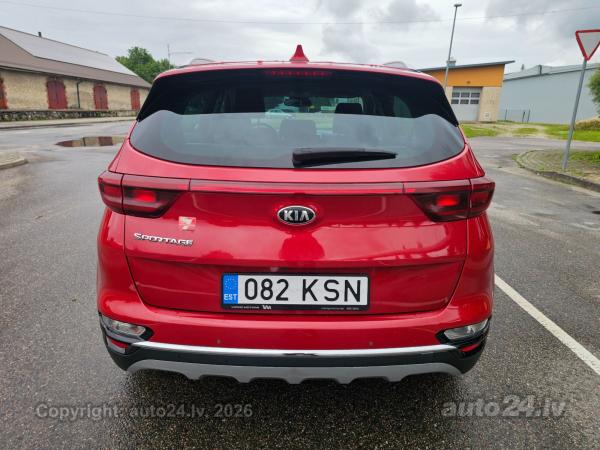 Red Kia Sportage 2020 in Paide, with an engine capacity of 1.60 L and mileage of 109 thousand km for 15000 €, photo 5 on AUTOMOTO.COM.LV