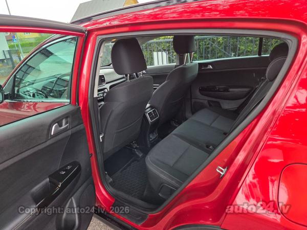 Красный Киа Sportage 2021 в Таллин, объемом двигателя 1.60 л и пробегом 82 тыс. км за 17500 €, фото 6 на AUTOMOTO.COM.LV