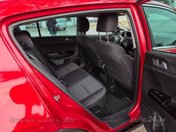 Красный Киа Sportage 2021 в Таллин, объемом двигателя 1.60 л и пробегом 82 тыс. км за 17500 €, фото 9 на AUTOMOTO.COM.LV