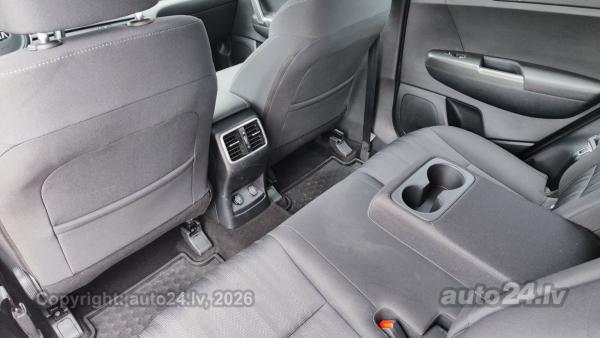 Sarkans Kia Sportage 2021 Tartu, ar dzinēja tilpumu 1.60 L un nobraukumu 75 tūkst. km par 16990 €, foto 7 vietnē AUTOMOTO.COM.LV
