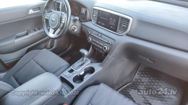Sarkans Kia Sportage 2021 Tartu, ar dzinēja tilpumu 1.60 L un nobraukumu 82 tūkst. km par 16490 €, foto 8 vietnē AUTOMOTO.COM.LV