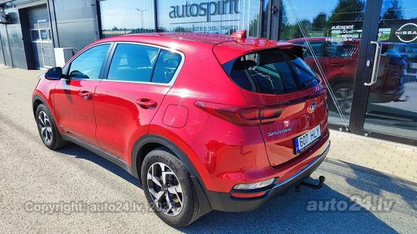 Красный Киа Sportage 2021 в Тарту, объемом двигателя 1.60 л и пробегом 71 тыс. км за 16990 €, фото 3 на AUTOMOTO.COM.LV