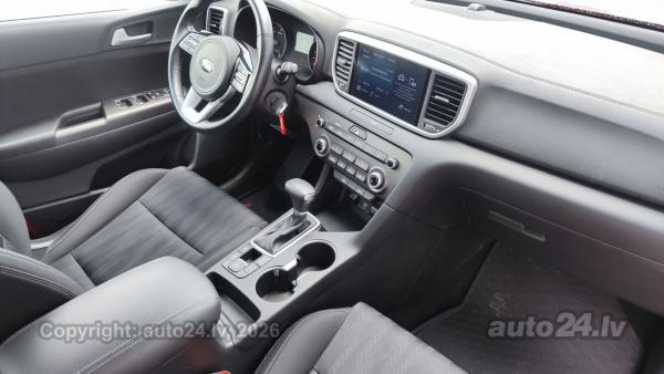 Red Kia Sportage 2021 in Tartu, with an engine capacity of 1.60 L and mileage of 78 thousand km for 16990 €, photo 8 on AUTOMOTO.COM.LV