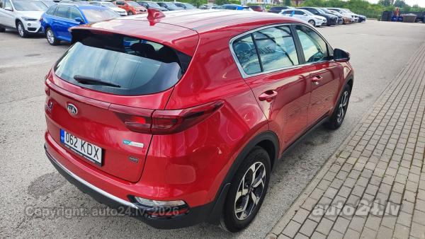 Красный Киа Sportage 2021 в Тарту, объемом двигателя 1.60 л и пробегом 64 тыс. км за 16990 €, фото 4 на AUTOMOTO.COM.LV