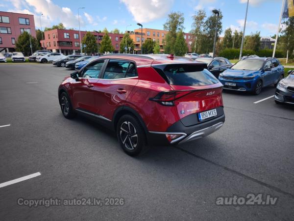 Киа Sportage 2022 в Таллин на AUTOMOTO.COM.LV Красный Киа Sportage 2022 в Таллин, объемом двигателя 1.60 л и пробегом 60 тыс. км за 19800 €, фото 5 на AUTOMOTO.COM.LV