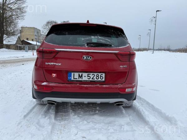 Red Kia Sportage 2018 in Riga, with an engine capacity of 2.00 L and mileage of 0 thousand km for 15800 €, photo 3 on AUTOMOTO.COM.LV
