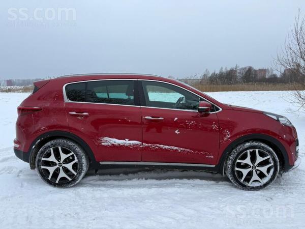 Red Kia Sportage 2018 in Riga, with an engine capacity of 2.00 L and mileage of 0 thousand km for 15800 €, photo 6 on AUTOMOTO.COM.LV