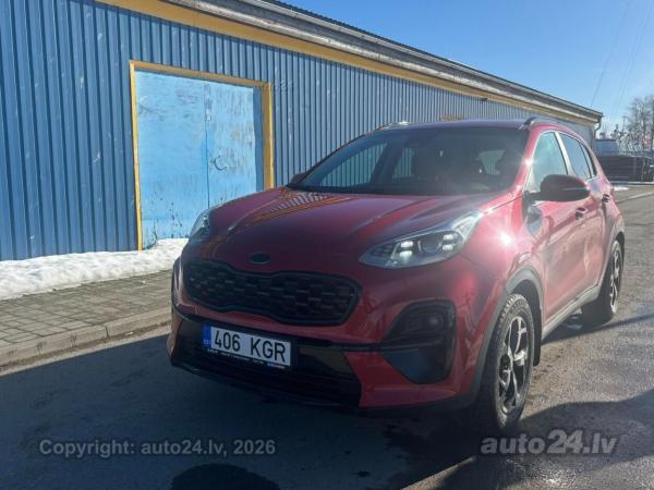 Red Kia Sportage 2021 in Tallinn, with an engine capacity of 1.60 L and mileage of 58 thousand km for 18000 €, photo 1 on AUTOMOTO.COM.LV