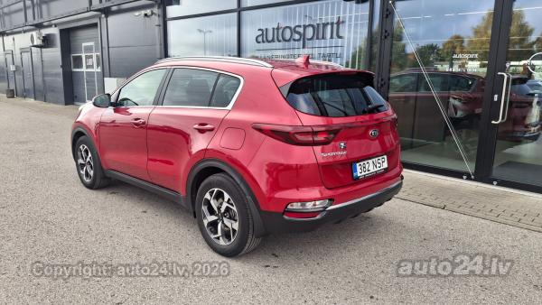 Красный Киа Sportage 2021 в Тарту, объемом двигателя 1.60 л и пробегом 60 тыс. км за 16590 €, фото 4 на AUTOMOTO.COM.LV