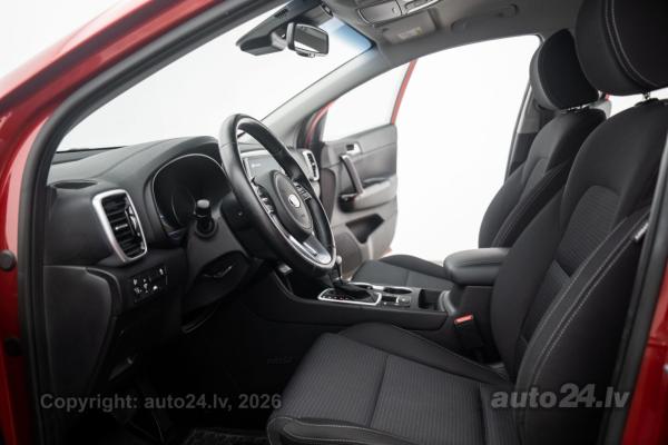 Red Kia Sportage 2022 in Tallinn, with an engine capacity of 1.60 L and mileage of 89 thousand km for 16499 €, photo 9 on AUTOMOTO.COM.LV