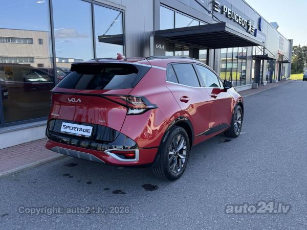 Sarkans Kia Sportage 2023 Veru, ar dzinēja tilpumu 1.60 L un nobraukumu 25 tūkst. km par 27900 €, foto 5 vietnē AUTOMOTO.COM.LV