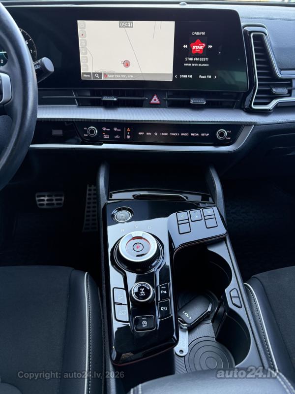 Sarkans Kia Sportage 2023 Veru, ar dzinēja tilpumu 1.60 L un nobraukumu 25 tūkst. km par 27900 €, foto 10 vietnē AUTOMOTO.COM.LV