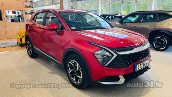 Red Kia Sportage 2023 in Narva, with an engine capacity of 1.60 L and mileage of 33 thousand km for 20990 €, photo 2 on AUTOMOTO.COM.LV