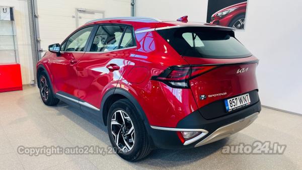 Red Kia Sportage 2023 in Narva, with an engine capacity of 1.60 L and mileage of 33 thousand km for 20990 €, photo 3 on AUTOMOTO.COM.LV