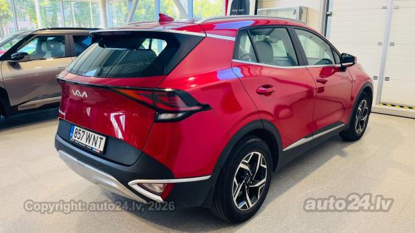 Red Kia Sportage 2023 in Narva, with an engine capacity of 1.60 L and mileage of 33 thousand km for 20990 €, photo 4 on AUTOMOTO.COM.LV