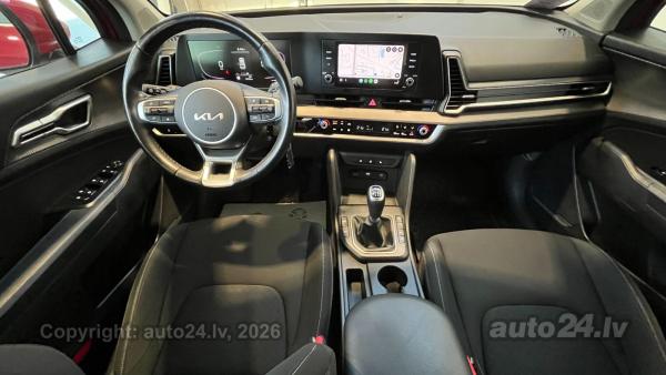 Red Kia Sportage 2023 in Narva, with an engine capacity of 1.60 L and mileage of 33 thousand km for 20990 €, photo 7 on AUTOMOTO.COM.LV