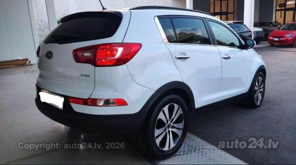 Киа Sportage 2012 в Таллин, объемом двигателя 1.70 л и пробегом 353 тыс. км за 2000 €, фото 2 на AUTOMOTO.COM.LV
