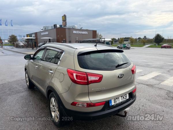 Kia Sportage 2013 Tallina, ar dzinēja tilpumu 2.00 L un nobraukumu 277 tūkst. km par 3999 €, foto 4 vietnē AUTOMOTO.COM.LV