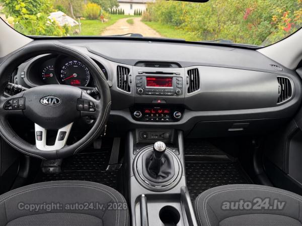 Kia Sportage 2013 Tallina, ar dzinēja tilpumu 2.00 L un nobraukumu 277 tūkst. km par 3999 €, foto 11 vietnē AUTOMOTO.COM.LV