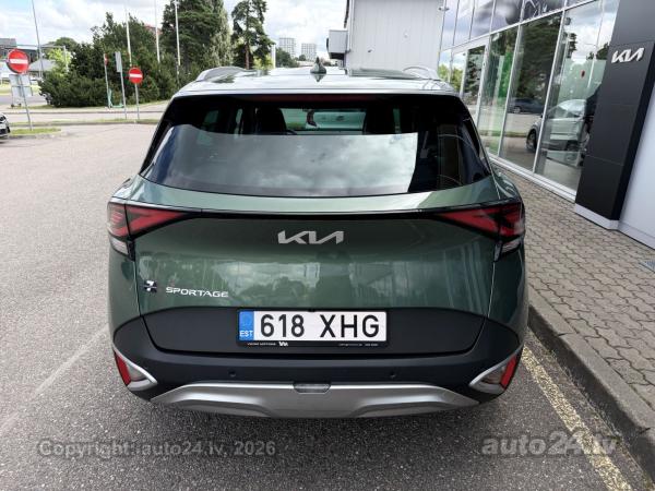 Kia Sportage 2022 in Tallinn, with an engine capacity of 1.60 L and mileage of 155 thousand km for 17900 €, photo 3 on AUTOMOTO.COM.LV