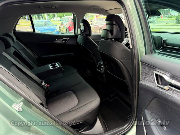 Kia Sportage 2022 in Tallinn, with an engine capacity of 1.60 L and mileage of 155 thousand km for 17900 €, photo 5 on AUTOMOTO.COM.LV