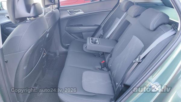 Kia Sportage 2022 in Tartu, with an engine capacity of 1.60 L and mileage of 26 thousand km for 25990 €, photo 7 on AUTOMOTO.COM.LV