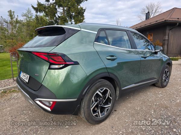 Kia Sportage 2023 in Tallinn, with an engine capacity of 1.60 L and mileage of 25 thousand km for 25800 €, photo 3 on AUTOMOTO.COM.LV