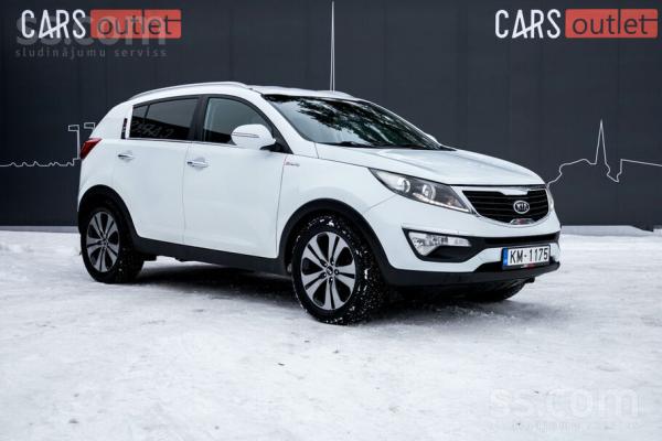 Balts Kia Sportage 2010 Rīga, ar dzinēja tilpumu 2.00 L un nobraukumu 249 tūkst. km par 7490 €, foto 3 vietnē AUTOMOTO.COM.LV