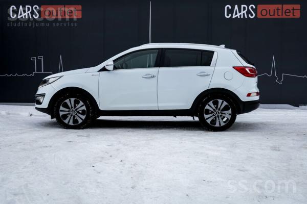 Balts Kia Sportage 2010 Rīga, ar dzinēja tilpumu 2.00 L un nobraukumu 249 tūkst. km par 7490 €, foto 5 vietnē AUTOMOTO.COM.LV