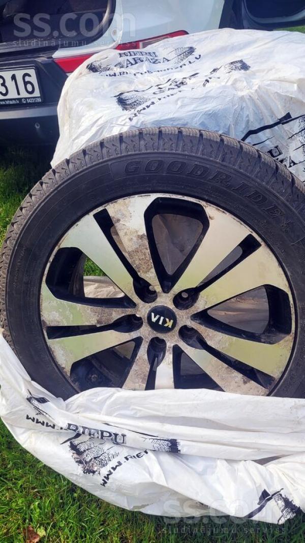 Белый Киа Sportage 2011 в Рига, объемом двигателя 1.70 л и пробегом 288 тыс. км за 6490 €, фото 11 на AUTOMOTO.COM.LV