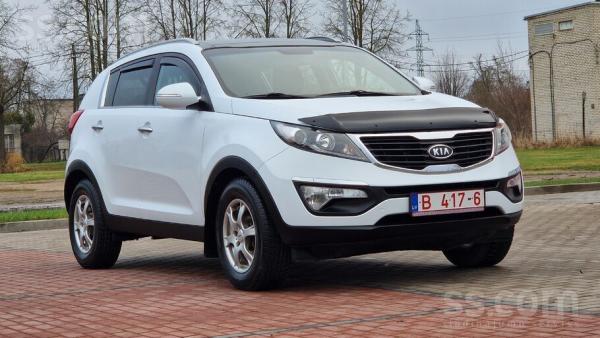 Белый Киа Sportage 2011 в Елгава, объемом двигателя 2.00 л и пробегом 243 тыс. км за 5450 €, фото 1 на AUTOMOTO.COM.LV