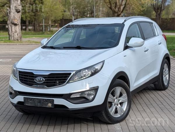 Balts Kia Sportage 2011 Jūrmala, ar dzinēja tilpumu 2.00 L un nobraukumu 0 tūkst. km par 5950 €, foto 9 vietnē AUTOMOTO.COM.LV