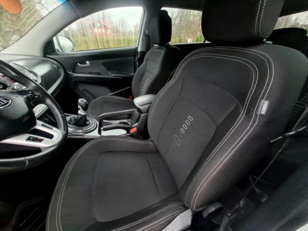 Белый Киа Sportage 2011 в Рига, объемом двигателя 1.70 л и пробегом 204 тыс. км за 6999 €, фото 4 на AUTOMOTO.COM.LV
