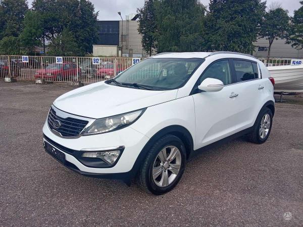 Balts Kia Sportage 2011 Alīta, ar dzinēja tilpumu 1.69 L un nobraukumu 228 tūkst. km par 6800 €, foto 6 vietnē AUTOMOTO.COM.LV