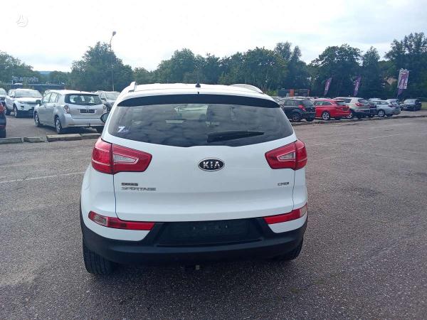 Balts Kia Sportage 2011 Alīta, ar dzinēja tilpumu 1.69 L un nobraukumu 228 tūkst. km par 6800 €, foto 10 vietnē AUTOMOTO.COM.LV