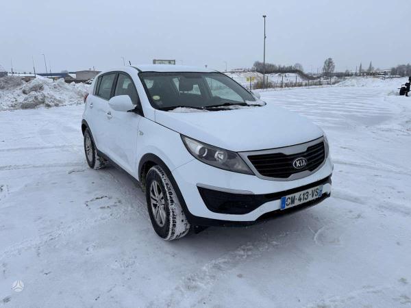Balts Kia Sportage 2012 Tauragė, ar dzinēja tilpumu 1.69 L un nobraukumu 238 tūkst. km par 4700 €, foto 3 vietnē AUTOMOTO.COM.LV