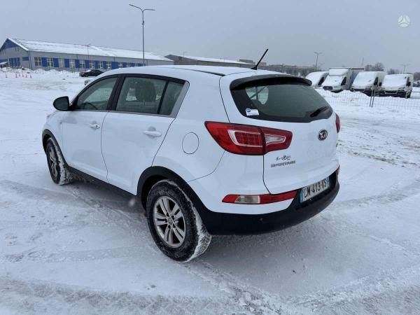 Balts Kia Sportage 2012 Tauragė, ar dzinēja tilpumu 1.69 L un nobraukumu 238 tūkst. km par 4700 €, foto 7 vietnē AUTOMOTO.COM.LV