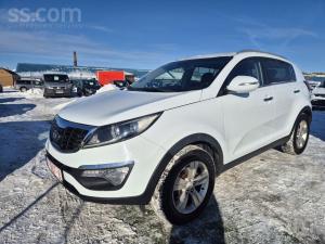 Balts Kia Sportage 2012 Liepāja, ar dzinēja tilpumu 1.70 L un nobraukumu 226 tūkst. km par 7300 €, foto  vietnē AUTOMOTO.COM.LV
