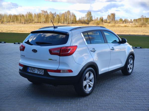 Balts Kia Sportage 2012 Šauļi, ar dzinēja tilpumu 1.60 L un nobraukumu 340 tūkst. km par 4800 €, foto 5 vietnē AUTOMOTO.COM.LV