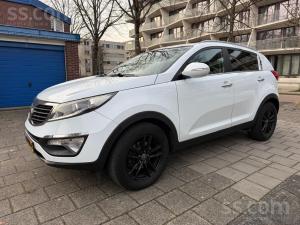 White Kia Sportage 2012 in Cesis, with an engine capacity of 1.60 L and mileage of 0 thousand km for 7990 €, photo  on AUTOMOTO.COM.LV