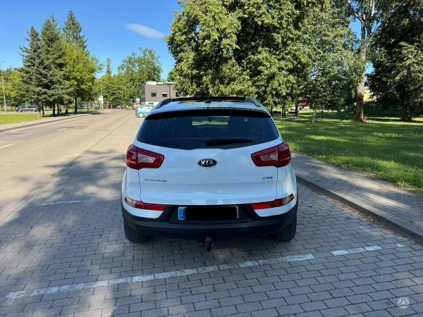 Белый Киа Sportage 2012 в Таураге, объемом двигателя 1.69 л и пробегом 270 тыс. км за 5800 €, фото 5 на AUTOMOTO.COM.LV