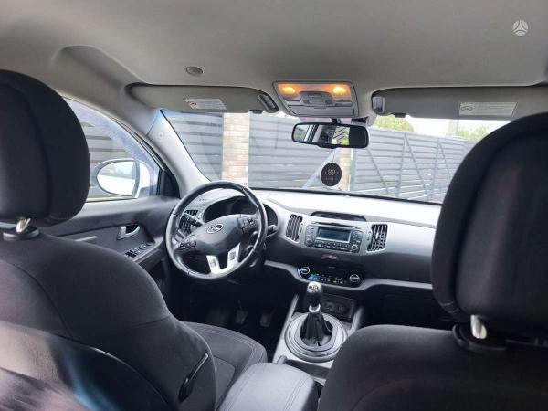 Белый Киа Sportage 2012 в Клайпеда, объемом двигателя 1.69 л и пробегом 249 тыс. км за 7200 €, фото 3 на AUTOMOTO.COM.LV