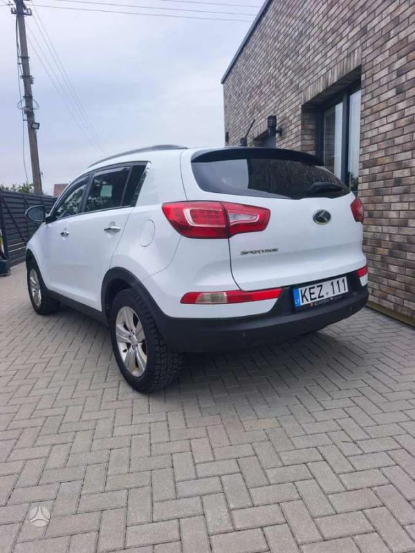 Белый Киа Sportage 2012 в Клайпеда, объемом двигателя 1.69 л и пробегом 249 тыс. км за 7200 €, фото 6 на AUTOMOTO.COM.LV