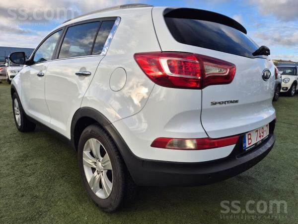 Balts Kia Sportage 2012 Liepāja, ar dzinēja tilpumu 1.70 L un nobraukumu 146 tūkst. km par 7300 €, foto 7 vietnē AUTOMOTO.COM.LV