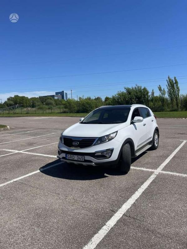 Белый Киа Sportage 2013 в Клайпеда, объемом двигателя 1.69 л и пробегом 305 тыс. км за 6450 €, фото 7 на AUTOMOTO.COM.LV