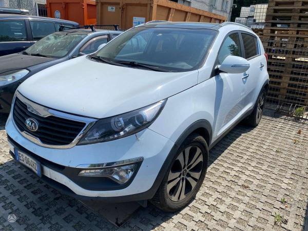 Белый Киа Sportage 2013 в Паневежис, объемом двигателя 1.69 л и пробегом 147 тыс. км за 3100 €, фото 1 на AUTOMOTO.COM.LV