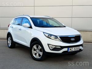 Balts Kia Sportage 2013 Ogre, ar dzinēja tilpumu 1.70 L un nobraukumu 320 tūkst. km par 6200 €, foto  vietnē AUTOMOTO.COM.LV