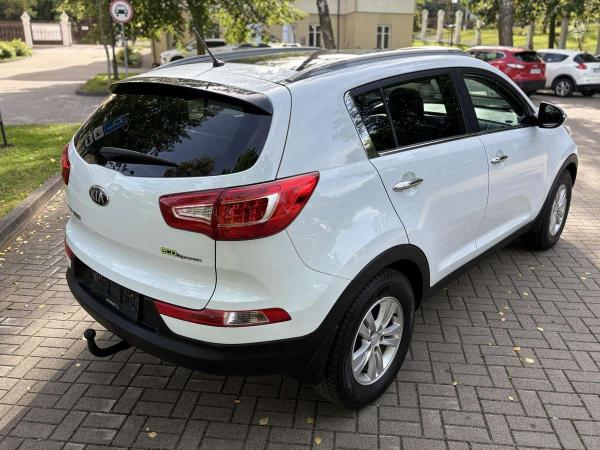 Balts Kia Sportage 2013 Joniškis, ar dzinēja tilpumu 2.00 L un nobraukumu 321 tūkst. km par 5450 €, foto 8 vietnē AUTOMOTO.COM.LV